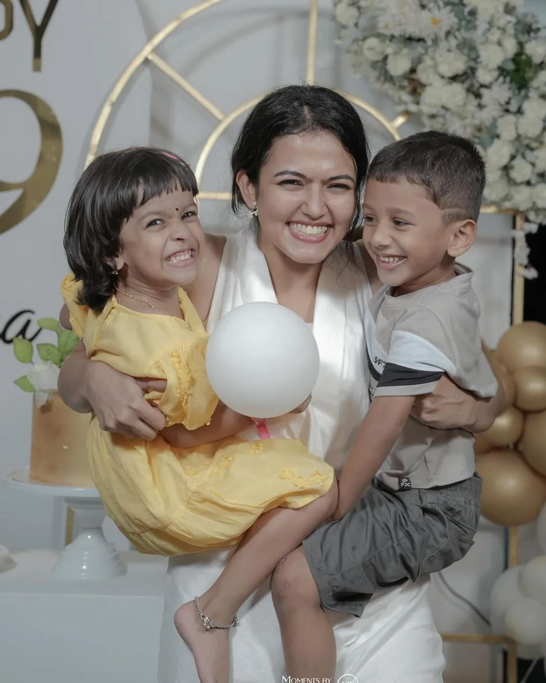 Aparna Das Birthday Photos | Actress Aparna Das 29th Birthday Photos ...