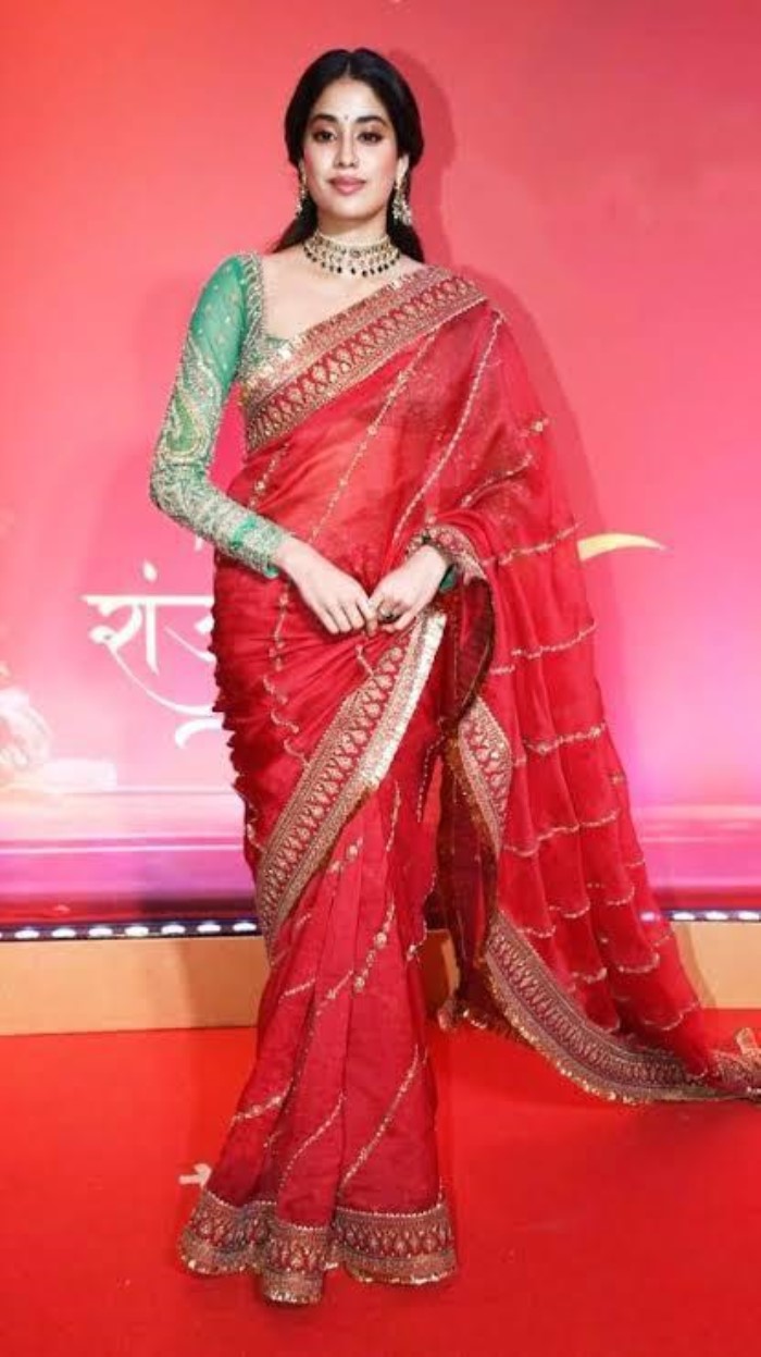 Bollywood Divas Rocking The Red Saree Look - From Divya Khossla To Alia ...