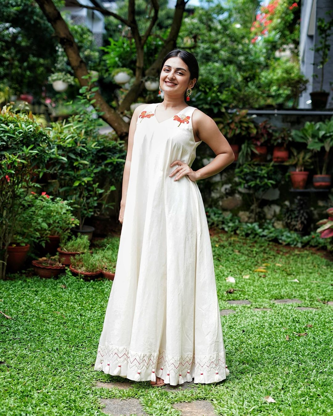 Esther Anil Latest Photos | Esther Anil Instagram | Esther Anil Pics ...