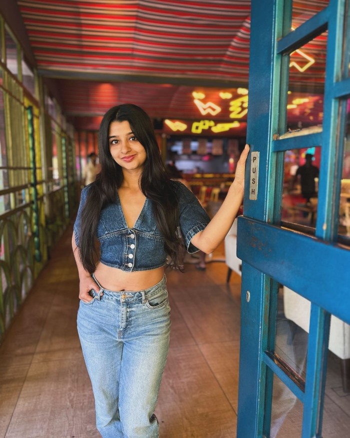 Aishani Shetty Latest Photos, Images, Photoshoot, Kannada Actress ...