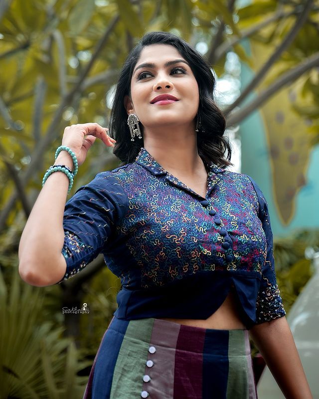 லப்பர் பந்து பட ஹீரோயின் அம்மாவாக நடித்த ஸ்வாசிகா பிக்ஸ்..ஹீரோயின் ...