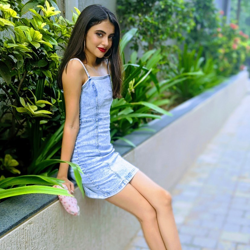 Rhea Singha Childhood Photos, Rhea Singha Unseen Pics, Miss Universe ...