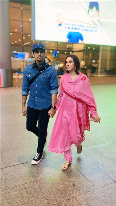 Aditi Rao Hydari & Siddharth Spotted First Time Post Marriage, Aditi ...