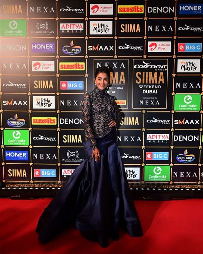 Pooja Hegde Stuns at SIIMA Awards 2024 with Captivating Looks - Filmibeat