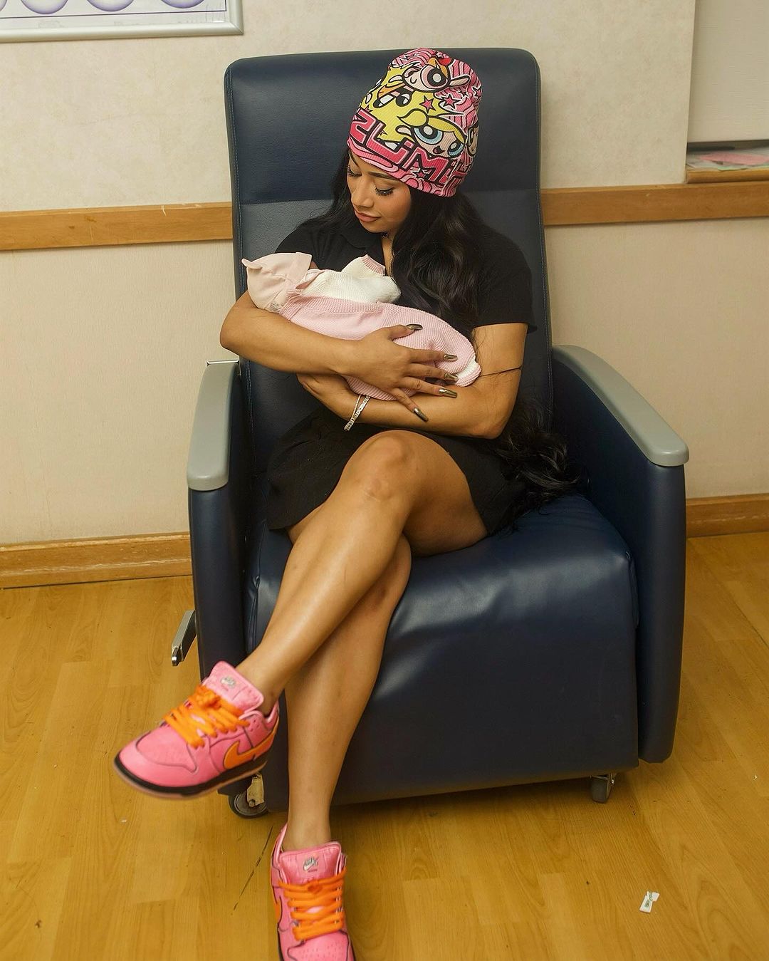 Cardi B Shares Third Baby Photos, Cardi B Instagram, Cardi B Baby Pics ...