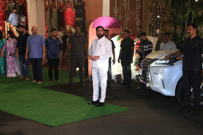 CM Eknath Shinde's Ganpati Darshan Photos, Bollywood Celebs At CM ...