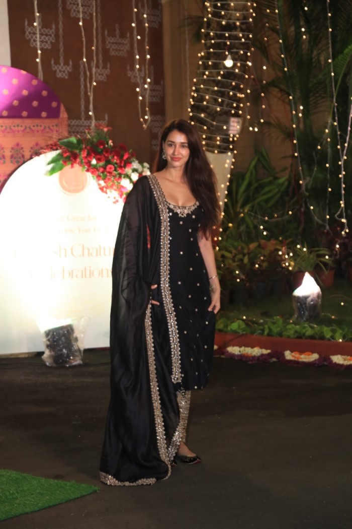 CM Eknath Shinde's Ganpati Darshan Photos, Bollywood Celebs At CM ...