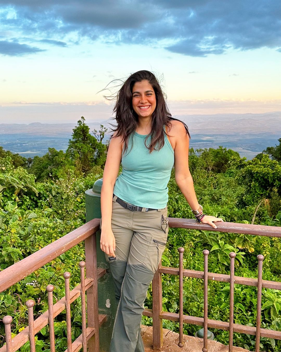 Shreya Dhanwanthary Latest Photos, Shreya Dhanwanthary Instagram ...