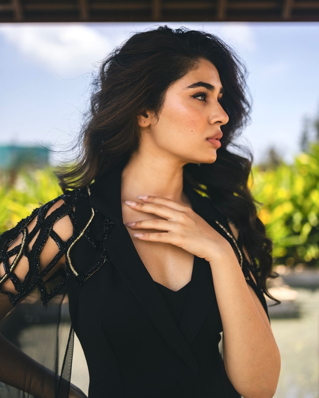 Krithi Shetty: బ్లాక్ డ్రెస్ లో కైపెక్కించే చూపులతో మతిపోగొడుతున్న ...