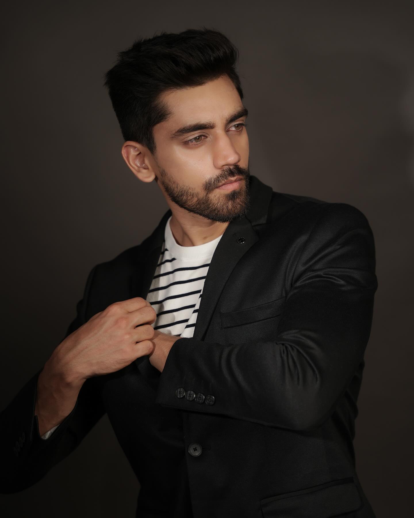 Avinash Mishra Photos: Find Latest HD Images, Pictures, Stills & Pics ...