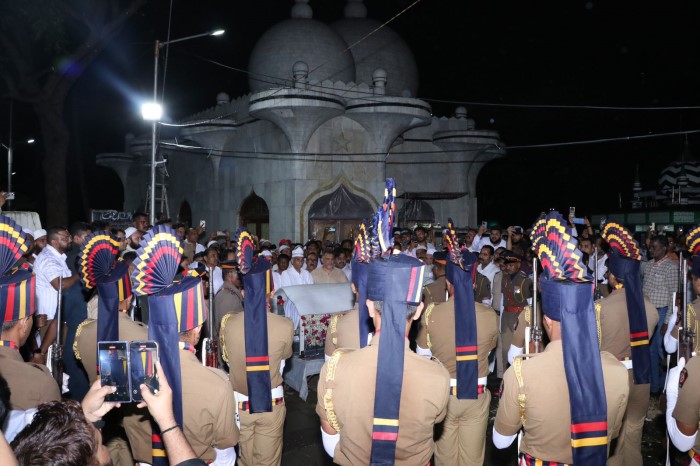 Baba Siddique's last rites were conducted with full state honors at ...