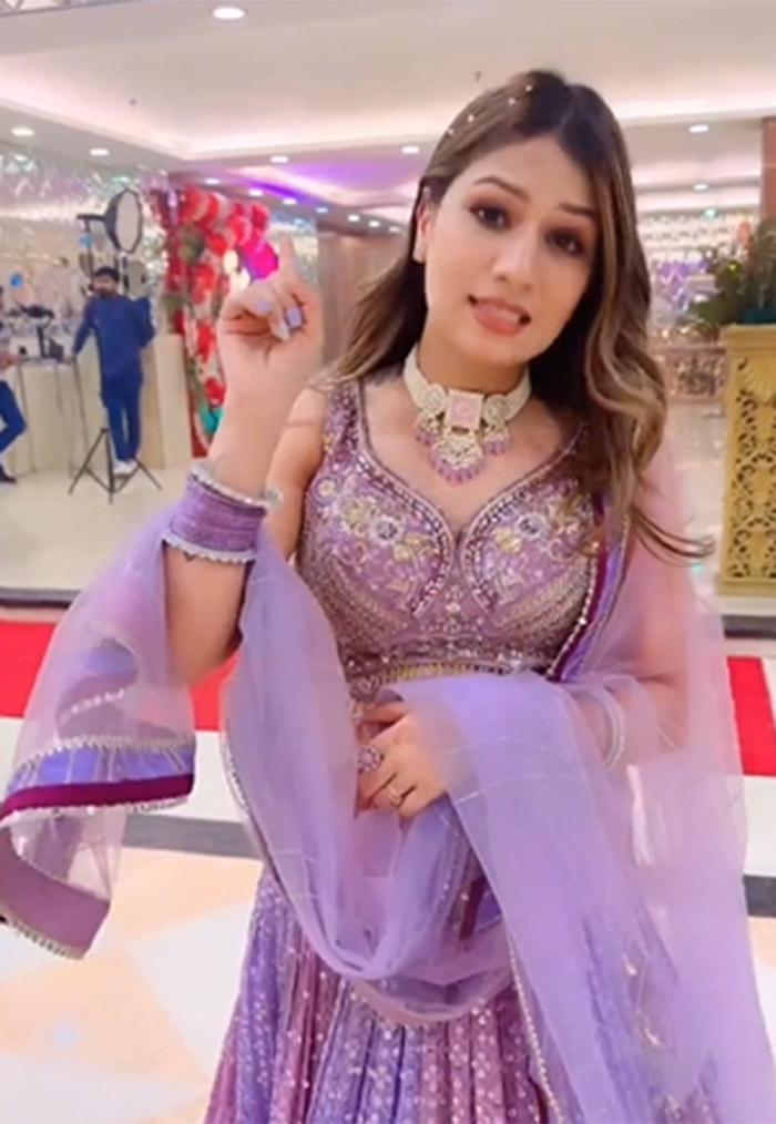 Deepika Arya Bigg Boss 18 Hindi Contestant | Who Is Deepika Arya ...