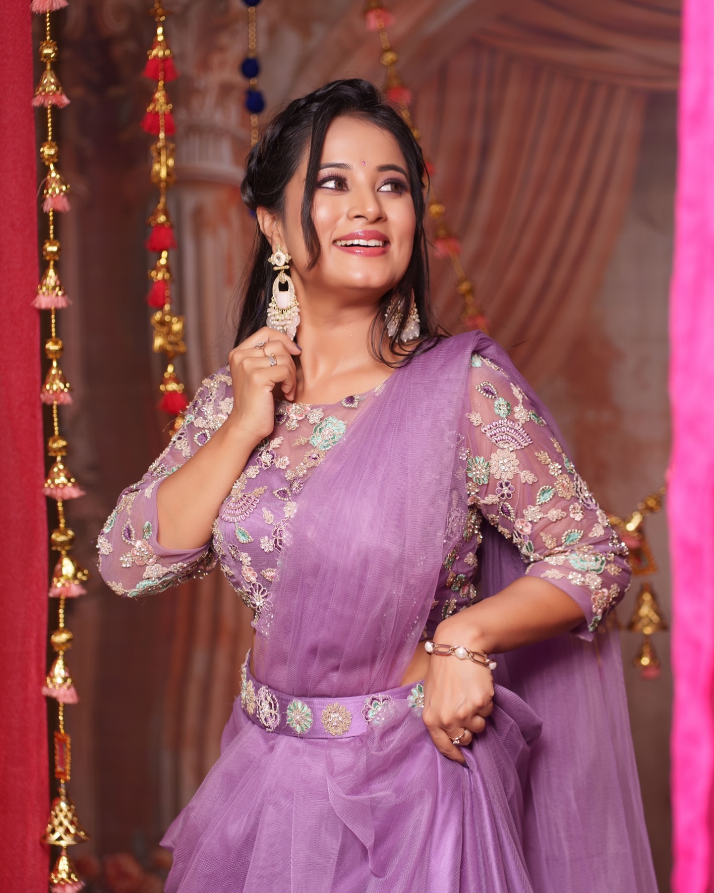 Anusha Rai Bigg Boss Kannada (BBK) 11 Contestant | Anusha Rai Photos ...