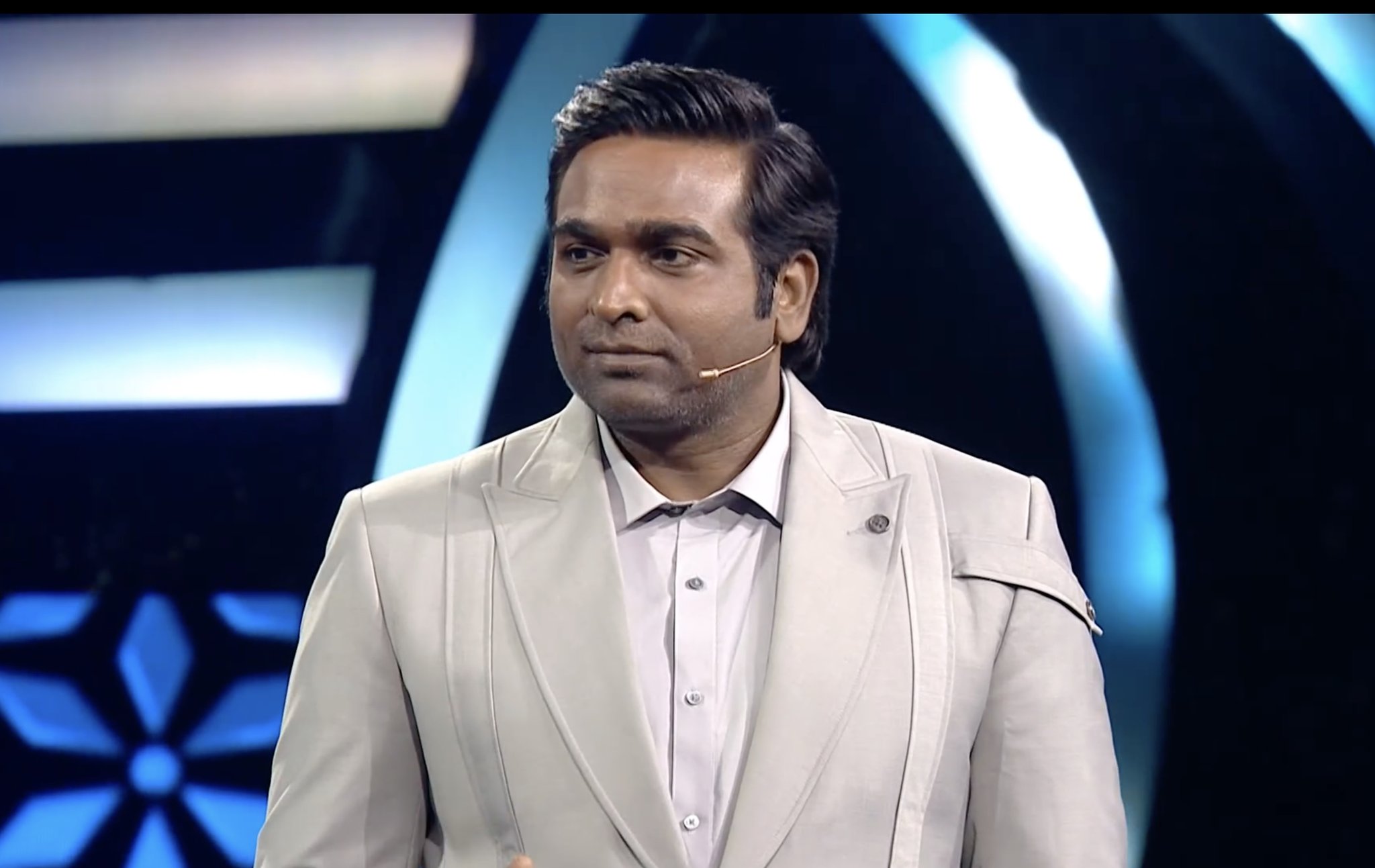 Bigg Boss Season 8 Kicks Off With Shocking Early Elimination - Filmibeat