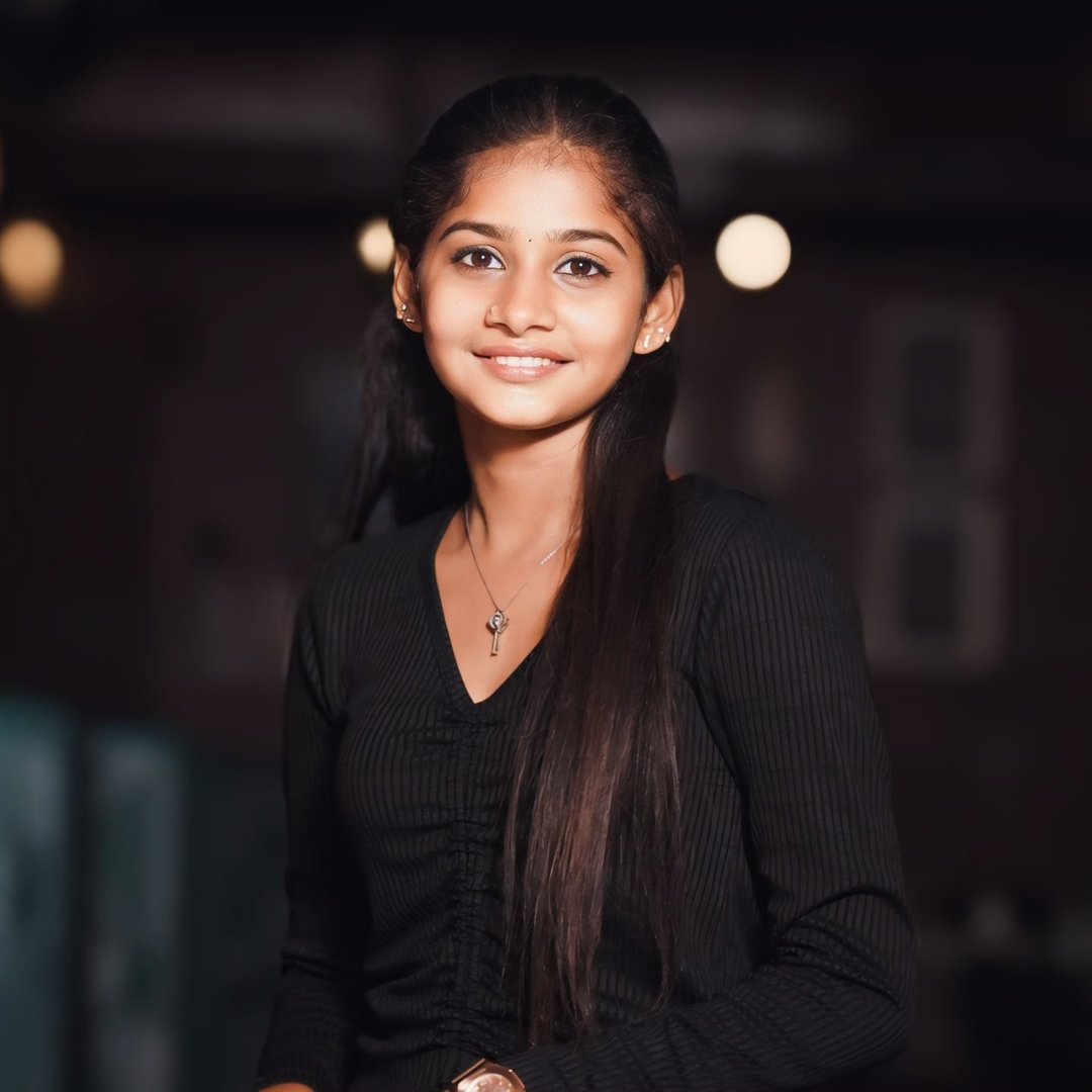 Bigg Boss Tamil 8 : Who Is Sachana Namidass? Photos, Age, Movies ...