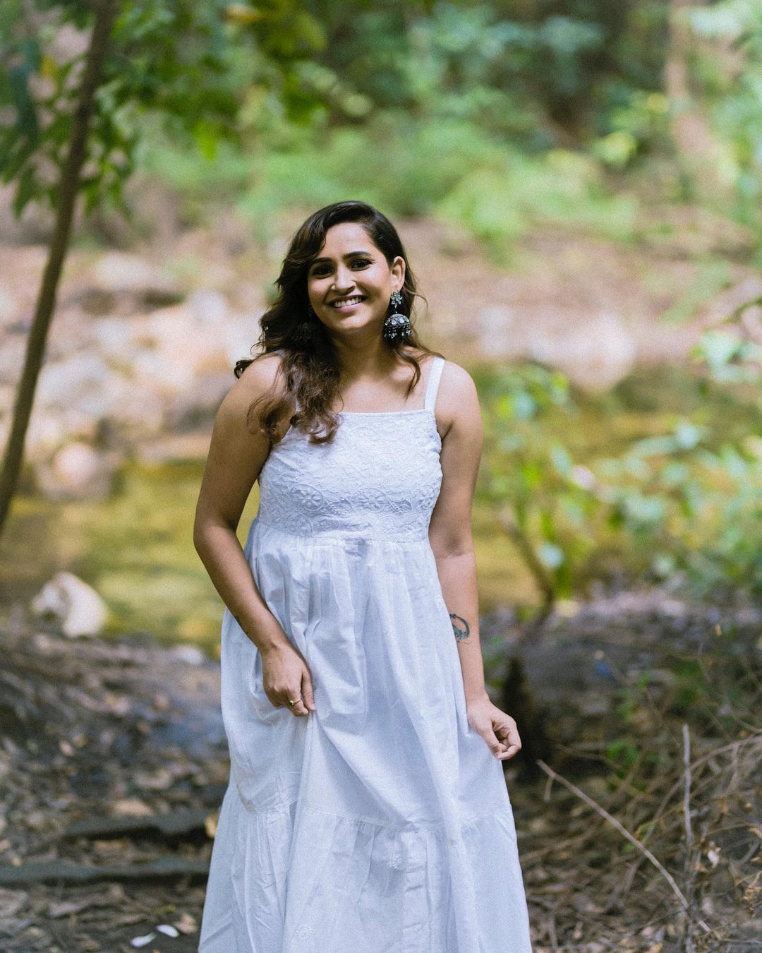 Who Is VJ Jacqueline, VJ Jacqueline Bigg Boss Tamil 8, Photos, Networth ...