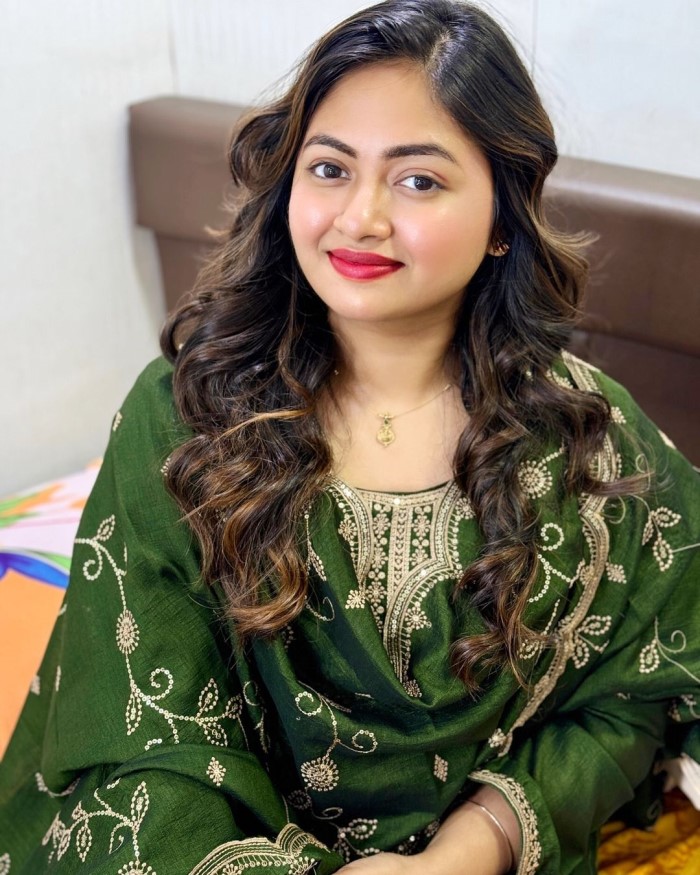 Bigg Boss Tamil Season 8 Wild Card Entry Shalin Zoya: Photos, Age, Biography, Family, Famous ...