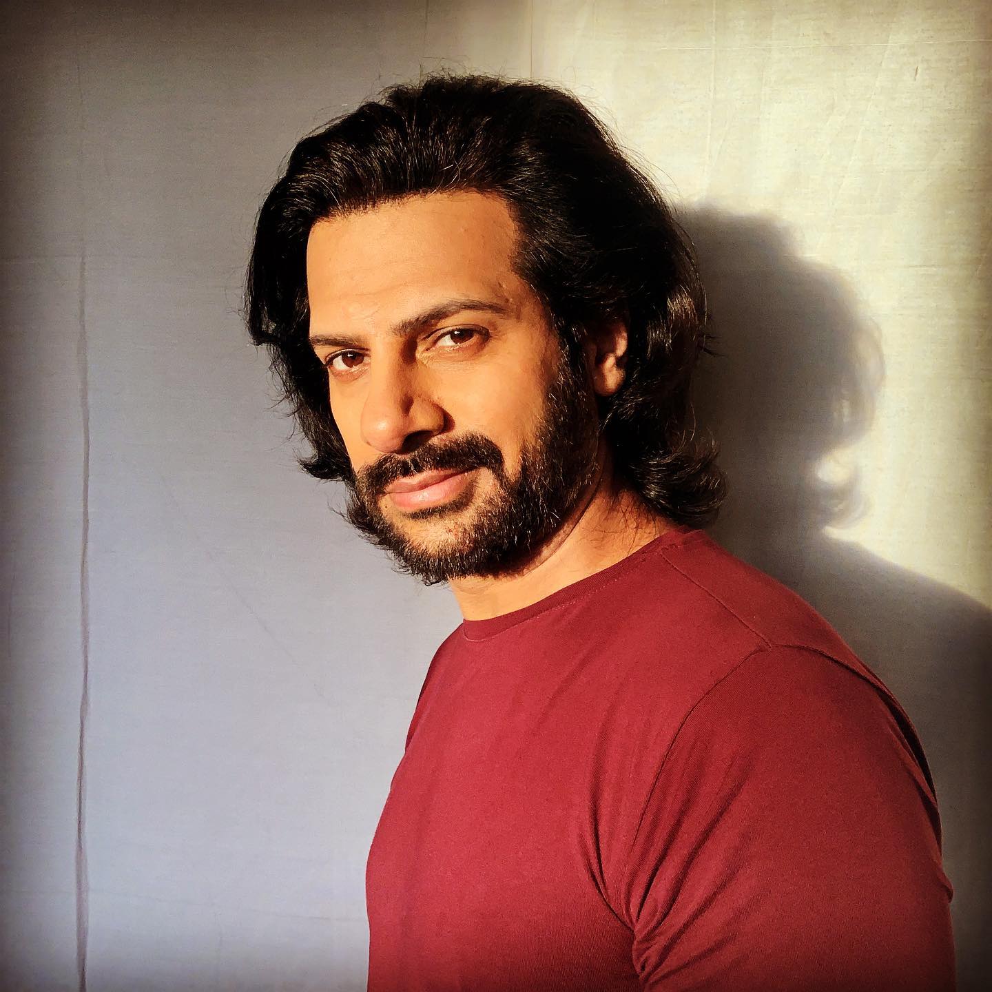 Karan Veer Mehra Photos: Find Latest HD Images, Pictures, Stills & Pics ...