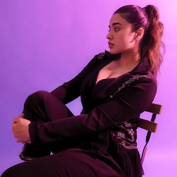 Kate Sharma: Photos, Age, Biography, Family, Movies, Education, and ...