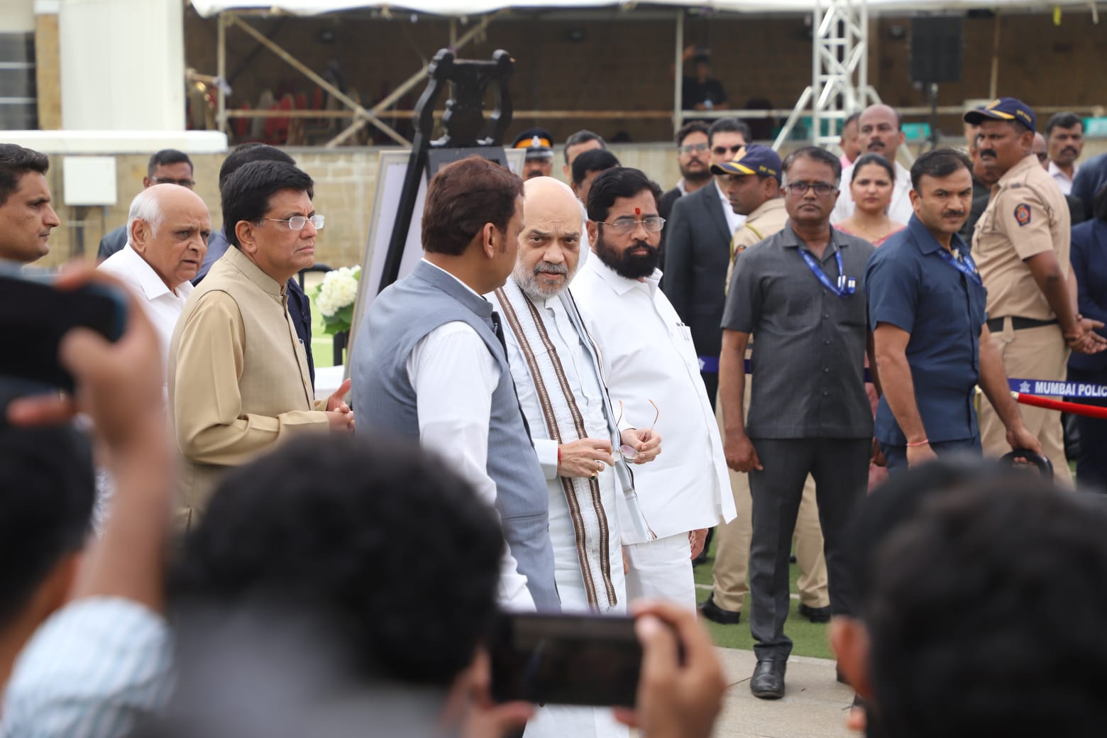 Amit Shah and Ambani Family Pay Last Respects to Ratan Tata | Ambani ...