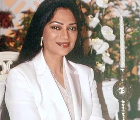 Simi Garewal: Age, Biography, Connection with Ratan Tata, Family ...