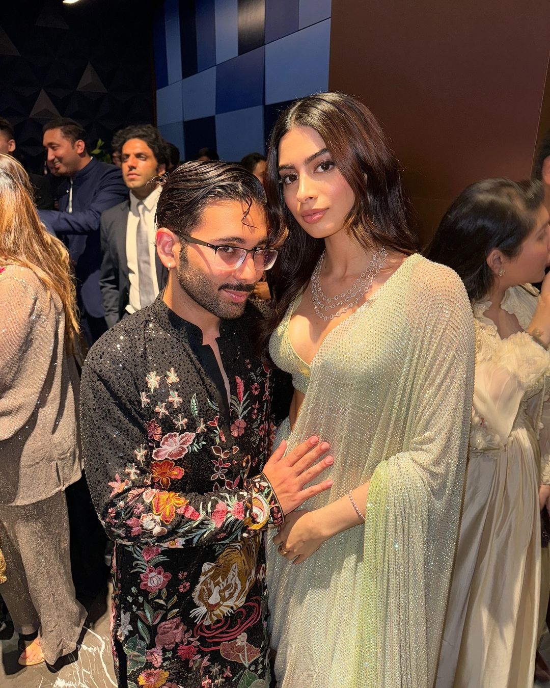 Star-Studded Affair| MS Dhoni| Sara|Ananya|Janhvi|Khushi| and Orry Light Up Yash Singhal’s ...