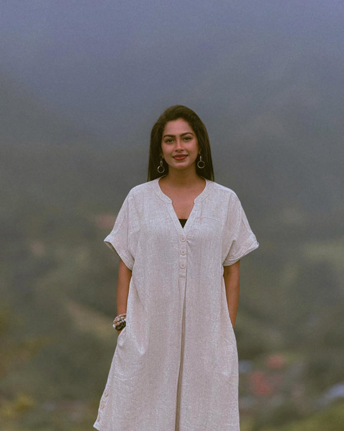 Swathi Konde - Photos, Age, Biography, Net Worth, Family, Education ...