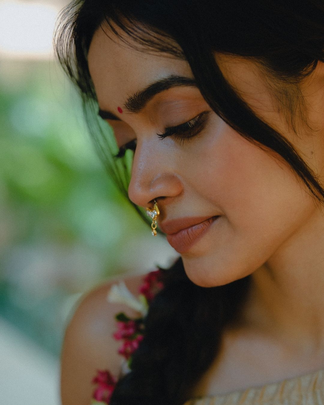 Tamil Bigg Boss Season 8: Who Is Tharshika? Movies, Age, Biography ...