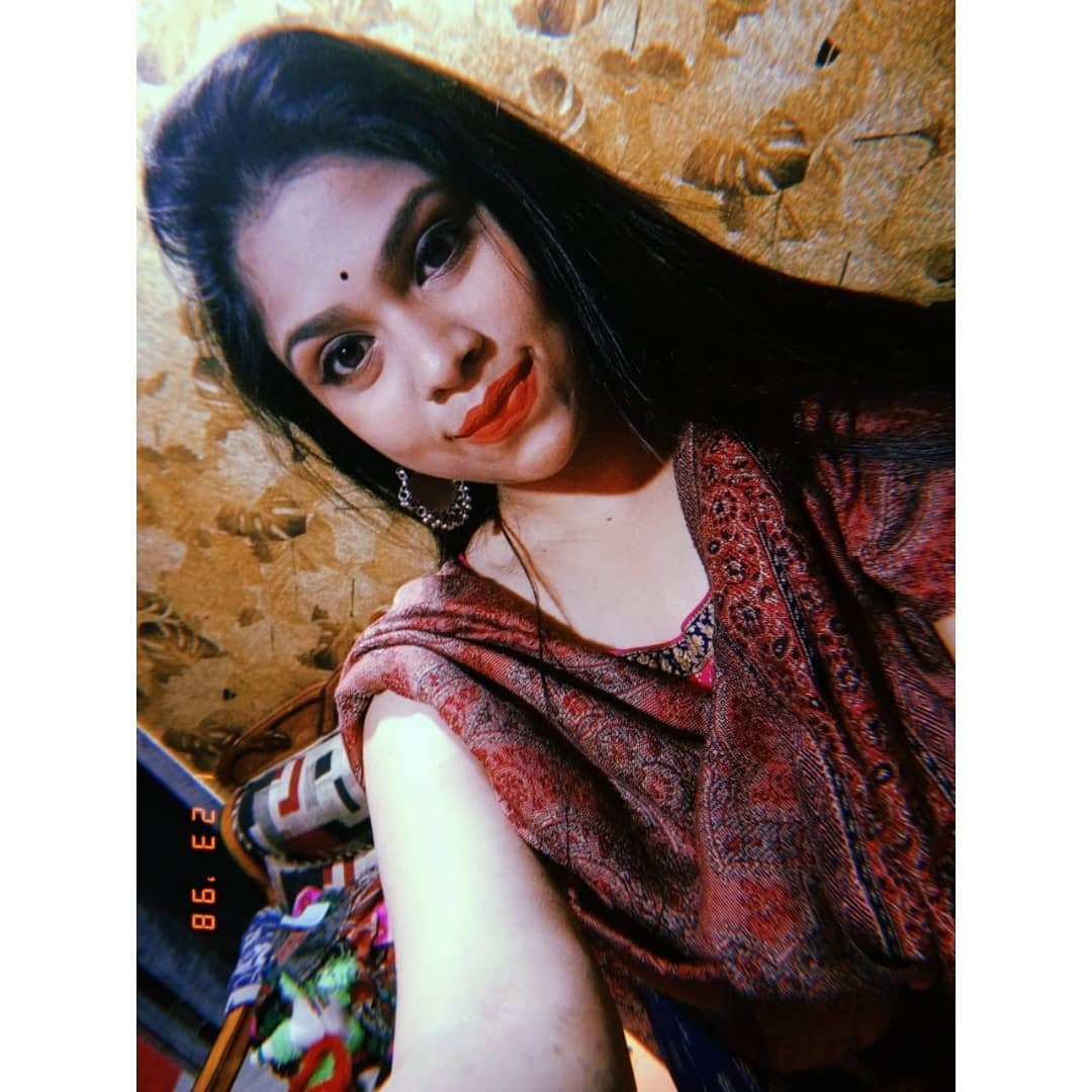 Ullu App Actress Ishika Bose| Ishika Bose Biography | Ishika Bose ...