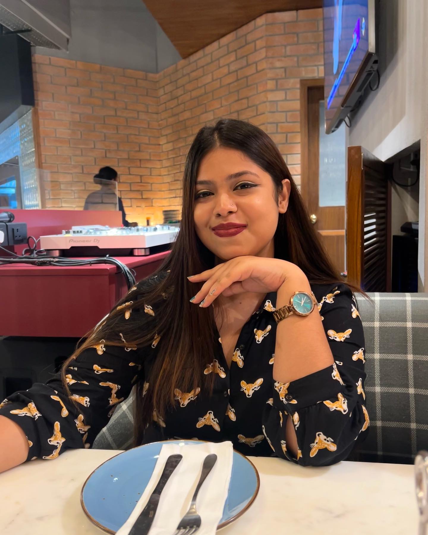 Ullu App Actress Ishika Bose| Ishika Bose Biography | Ishika Bose ...