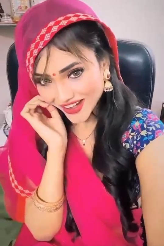 Ullu App Actress Jinnie Jazz| Jinnie Jazz Biography | Jinnie Jazz ...