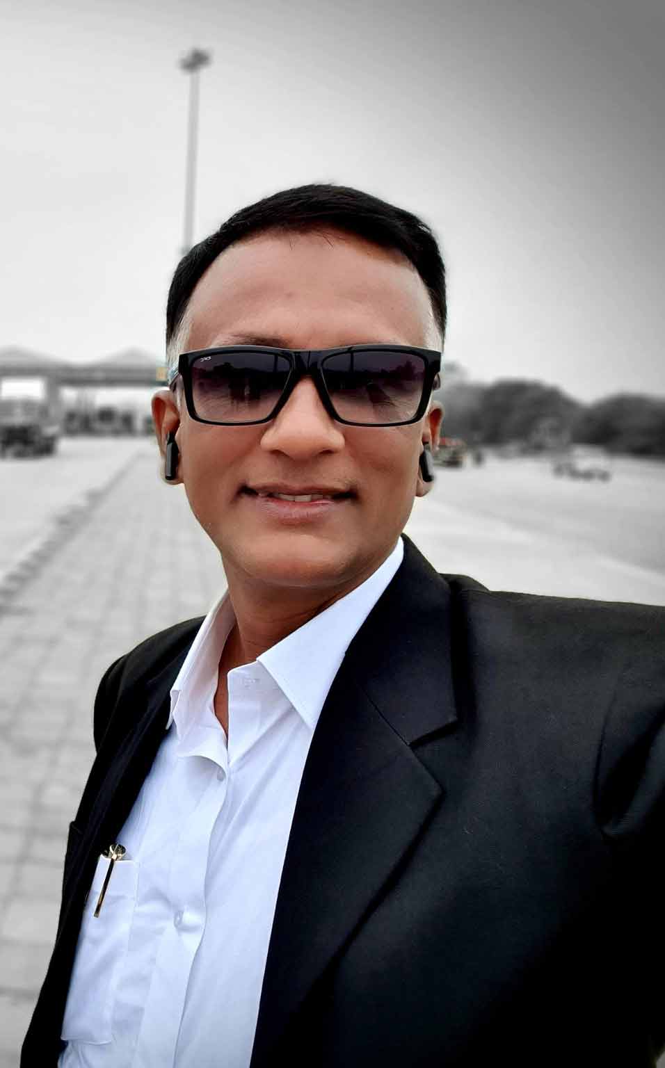 Why Lawyer Jagadish Eliminated from Bigg Boss Kannada 11: The Real ...