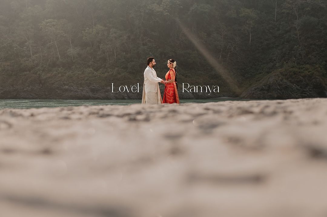 Bigg Boss Tamil Fame & Actress Ramya Pandian Marries Lovel Dhawan In A ...