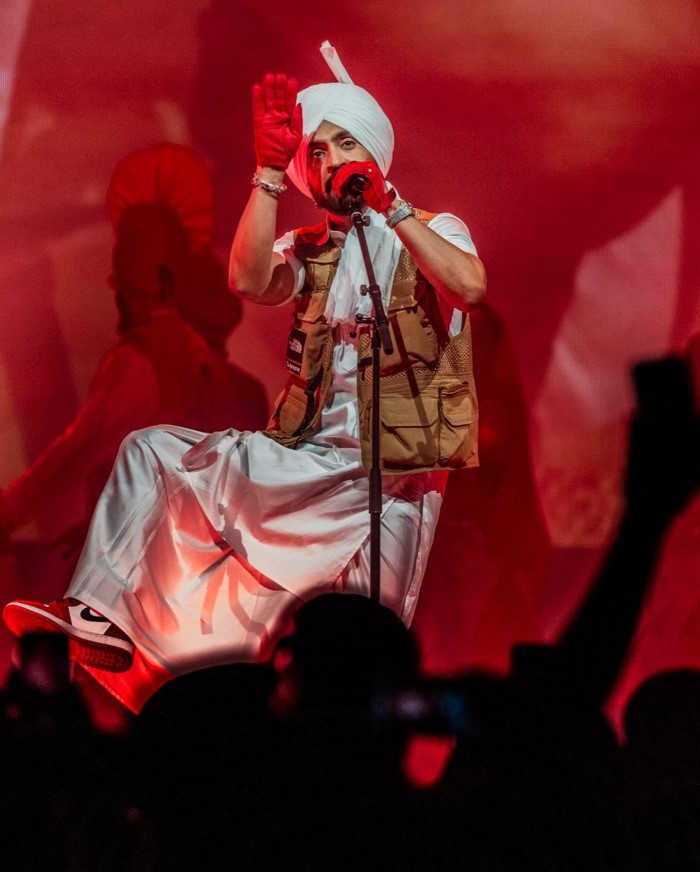 Diljit Dosanjh, Nikhita Gandhi, Prateek Kuhad- 5 Artists Whose Concert ...