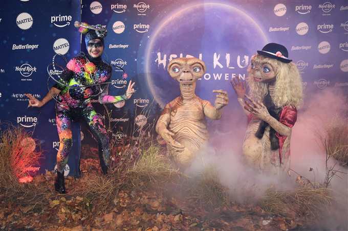 Halloween 2024: Heidi Klum Stuns as E.T. at Her Iconic Annual Halloween ...