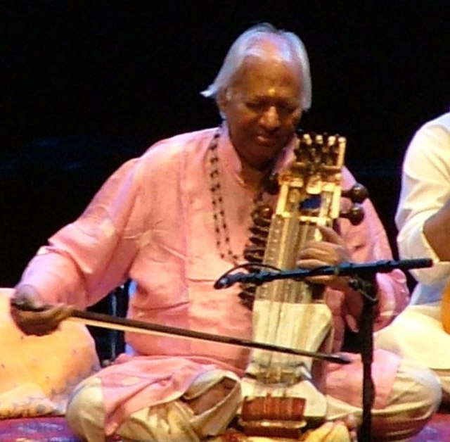 Legendary Sarangi Maestro Pandit Ram Narayan Passes Away At 96 - Filmibeat