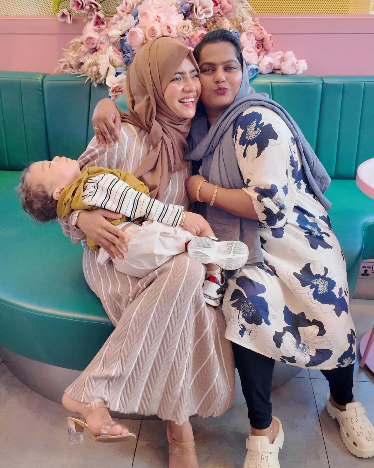 'മഷൂറയ്ക്ക് 29 വയസ് മാത്രമെ പ്രായമുള്ളോ..?'; പ്രിയ ഭാര്യയ്ക്ക് പിറന്നാ ...