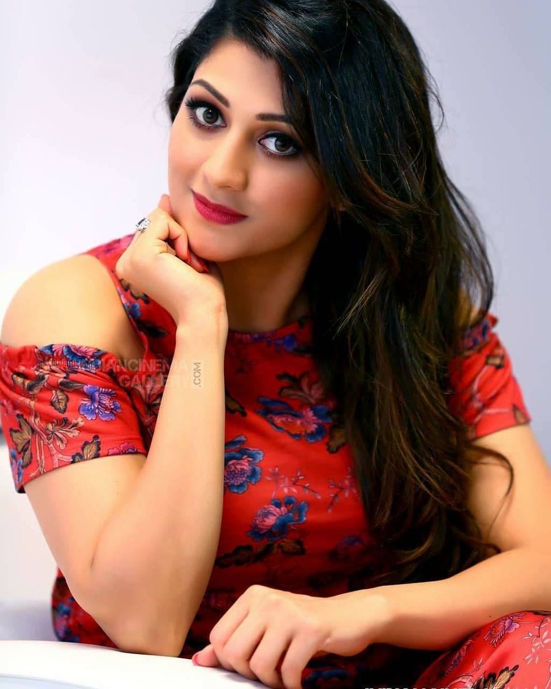 Radhika Kumaraswamy: Photos, Net Worth, Age, Family, , Famous Movies, Lifestyle, Husband ...