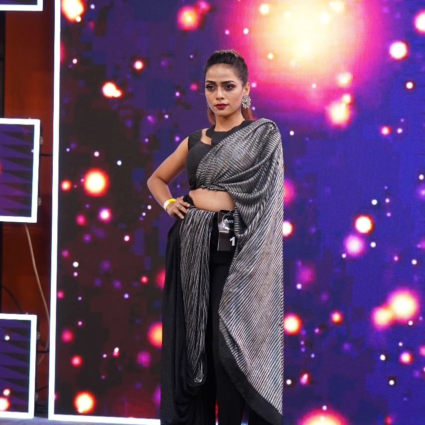 Riya Thiyagarajan: Age, Family Background, Boyfriend, Biography, Contoversies & More | Bigg Boss ...