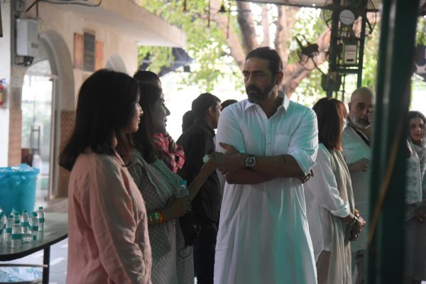 Rohit Bal's Funeral in New Delhi: Family, Friends, and Fashion Industry ...