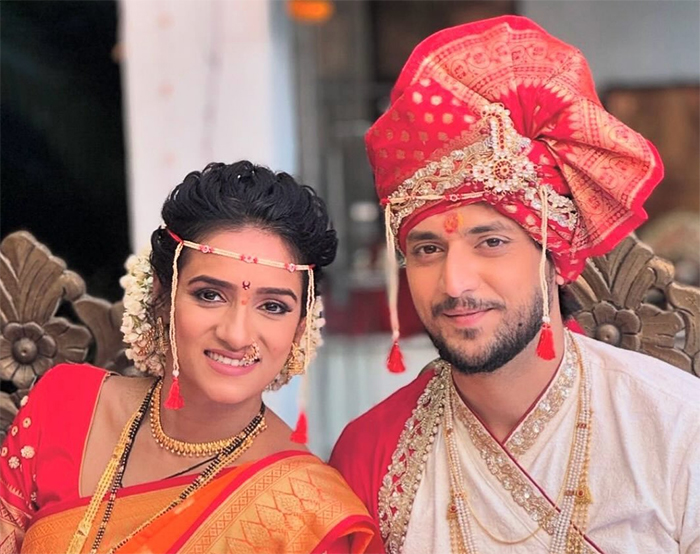 Shaka Laka Boom Boom Actor Kinshuk Vaidya Marries Diiksha Nagpal In Traditional Maharashtrian ...