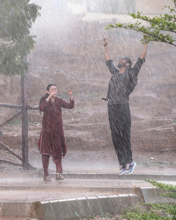 Sharjeena Shares Heartfelt Last Goodbye To 'Kabhi Main Kabhi Tum' Fans ...