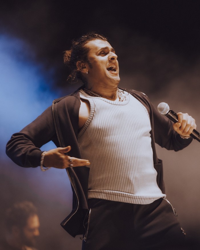 Top 5 Highest Paid Singers In India - From A.R. Rahman To Shreya ...