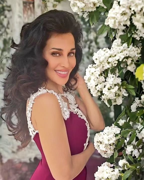 Trending Actresses On Ullu App in 2024: Jinnie Jaaz, Sarika Salunkhe ...