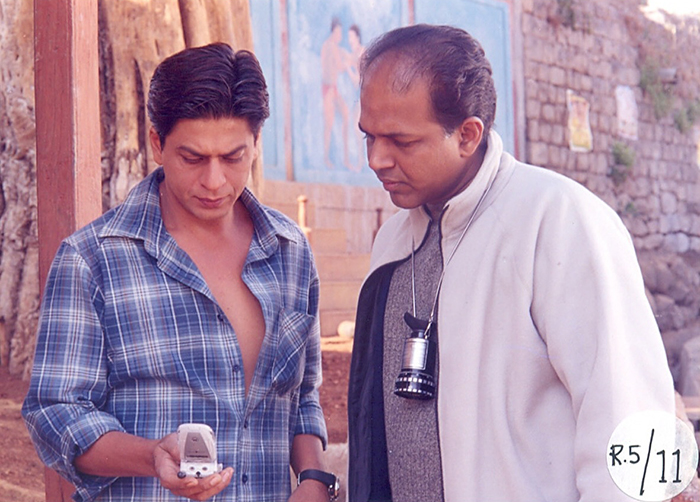 20 Years Of Swades: A Tribute To Ashutosh Vision And Shah Rukh Khan's Unforgettable Portrayal Of ...