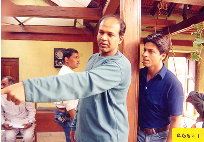 20 Years Of Swades: A Tribute To Ashutosh Vision And Shah Rukh Khan's ...