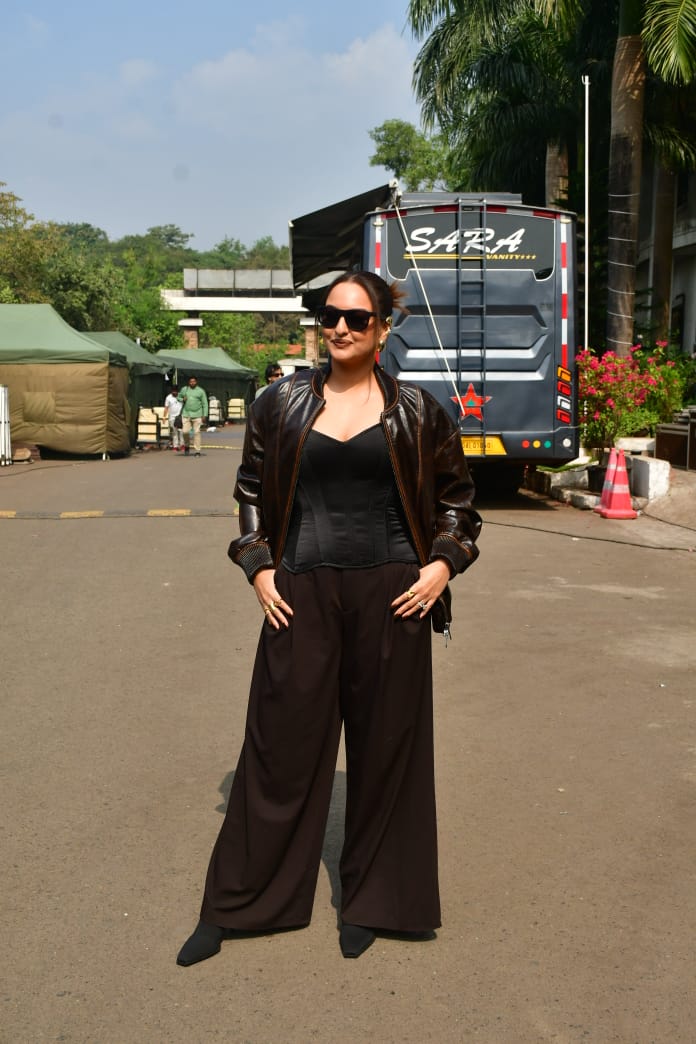 Aditi Rao Hydari, Bhumi Pednekar, Tamannah Bhatia & More Snapped At ...