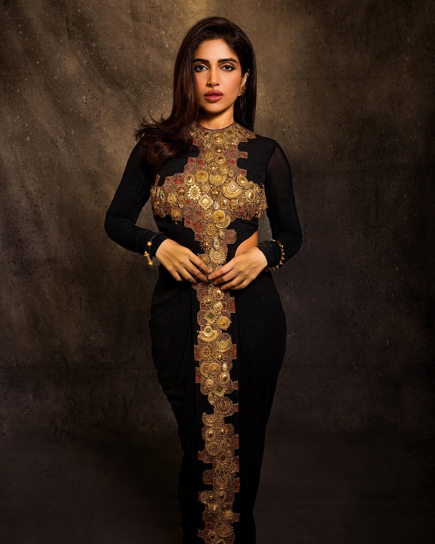Bhumi Pednekar Latest Photoshoot: A Perfect Blend of Tradition and ...