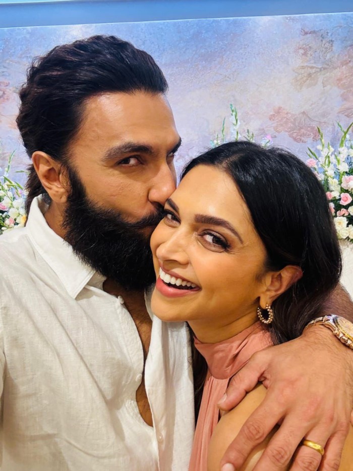 Deepika Padukone And Ranveer Singh's Intimate Introduction Of Baby Dua ...