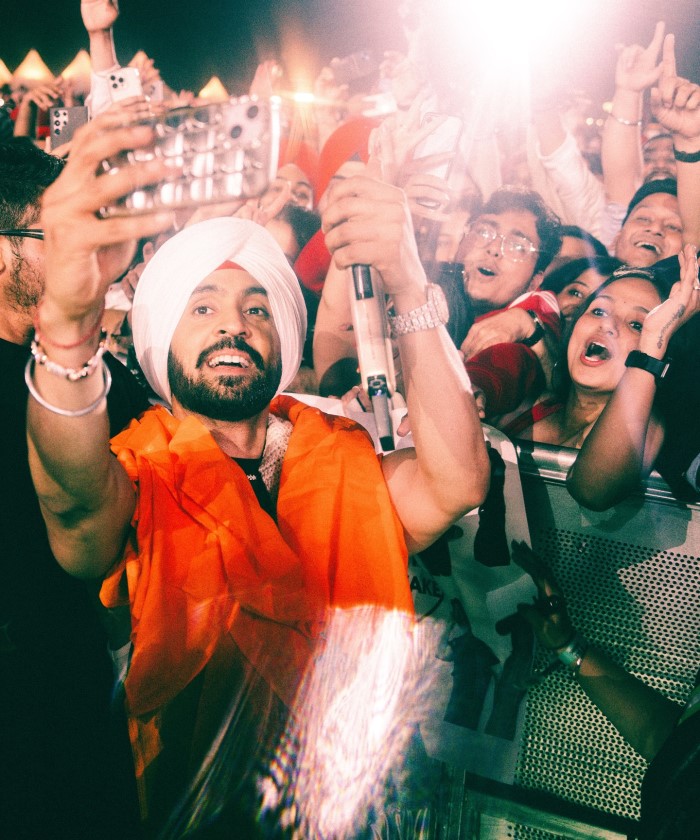 Diljit Dosanjh's Indore Concert: A Night of Music And Fun - Filmibeat